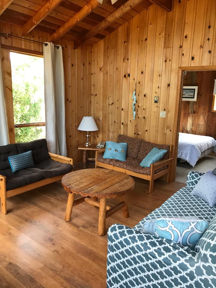 White Cottage - Stanhope, PE, Canada