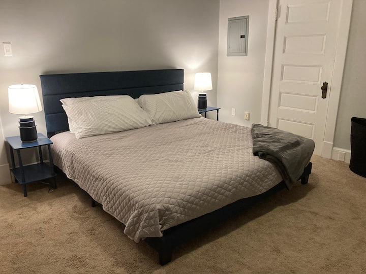 Spacious 2br Apt - Falls Creek, PA