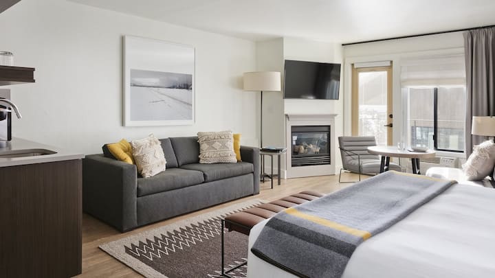 Scenic Escape Perfect For Outdoor Enthusiasts - Teton Village, WY