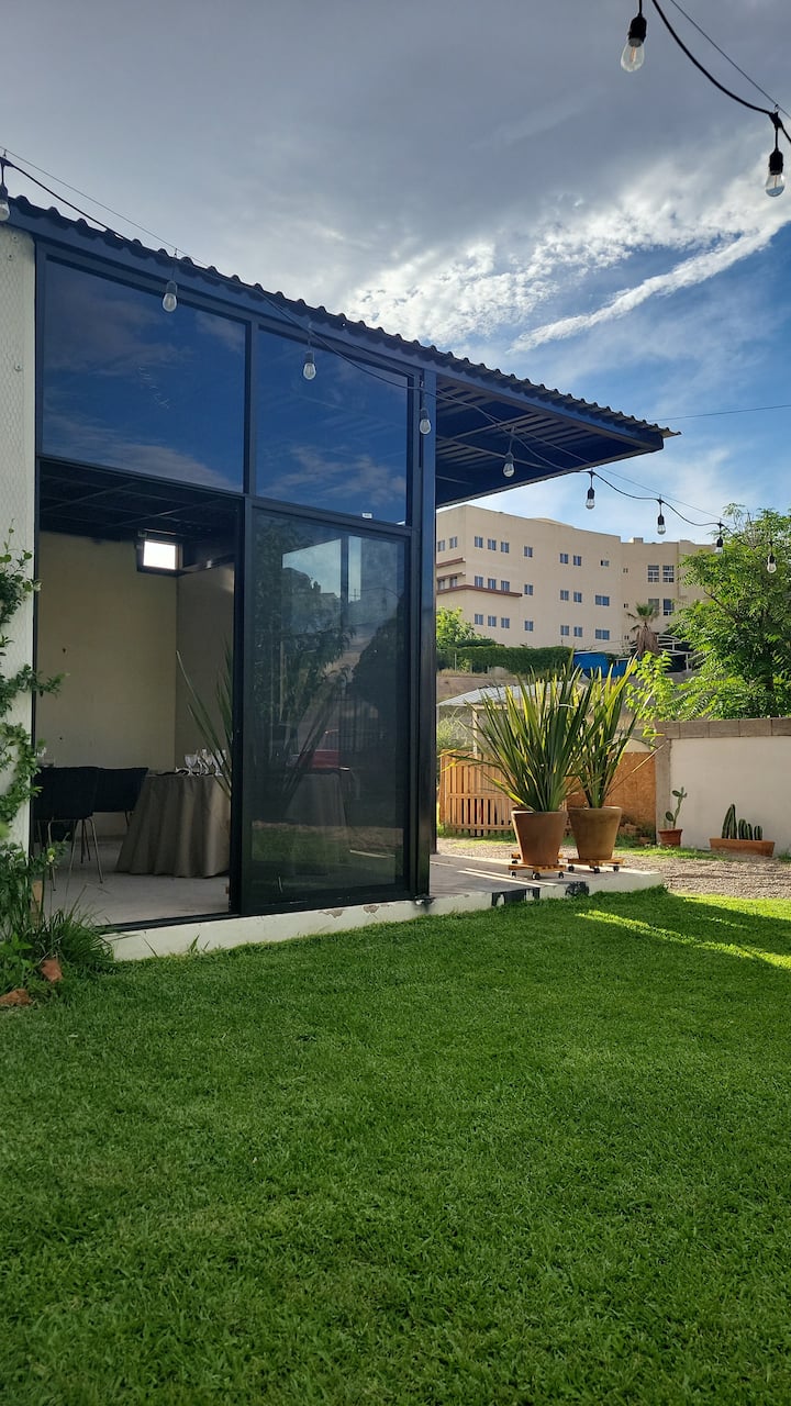 Casa Con Terraza Y Jardín - Chihuahua