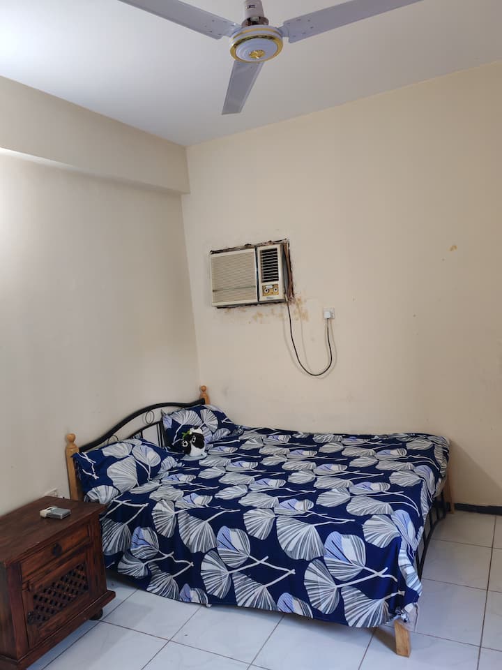 Furnished Couple Room - Dubai