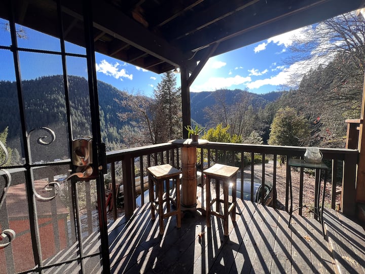 Downieville Vista Cottage - Downieville, CA