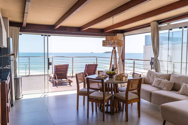 Cobertura Com Terraço Frente Mar “Pé Na Areia”! - Brazil