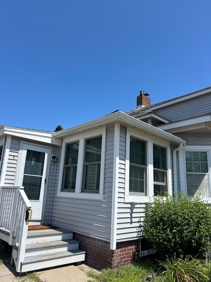 Pine Point Beach Cottage 2 - Scarborough, ME