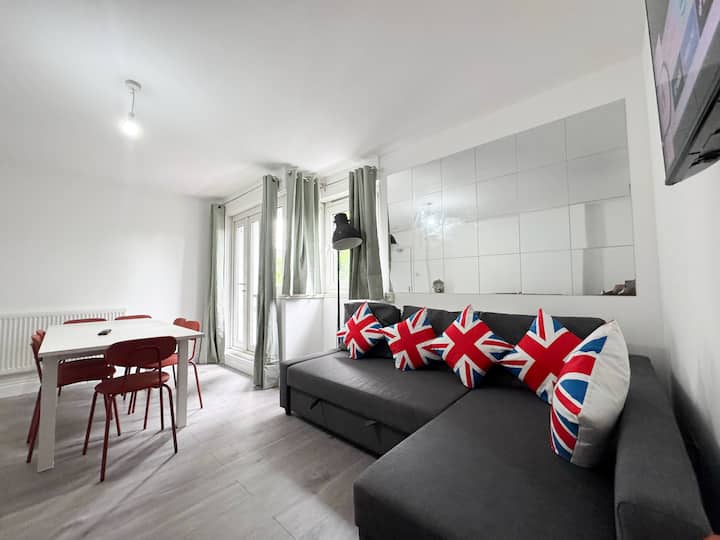 Central London Flat - London