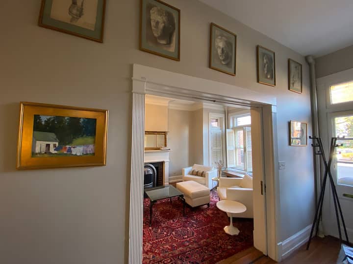 New: Luxury Historic Victorian Townhouse + Hot Tub - Alexandria, VA