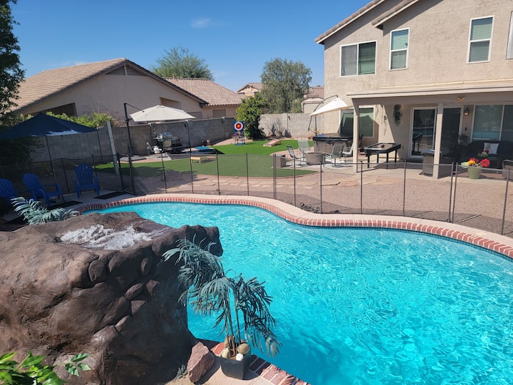 Spacious Glendale Home With Pool/bbq/games/jacuzzi - フェニックス, AZ