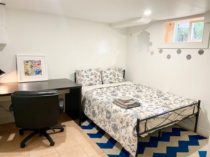 A-3 - Private Room In A Lovely House - カナダ ウィンザー