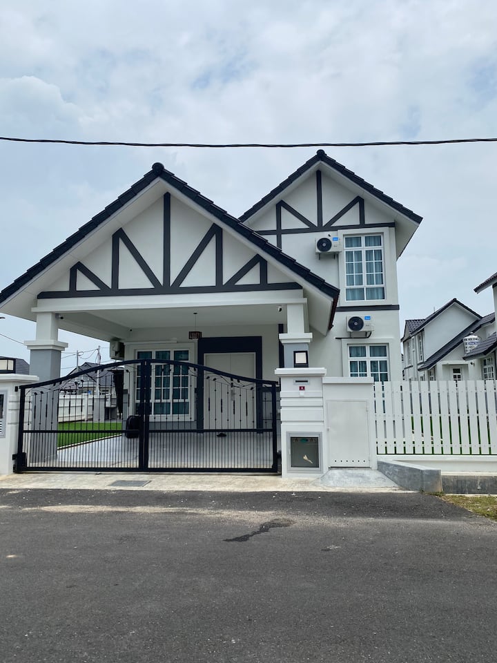 Nilofarcottage Melaka - Jasin