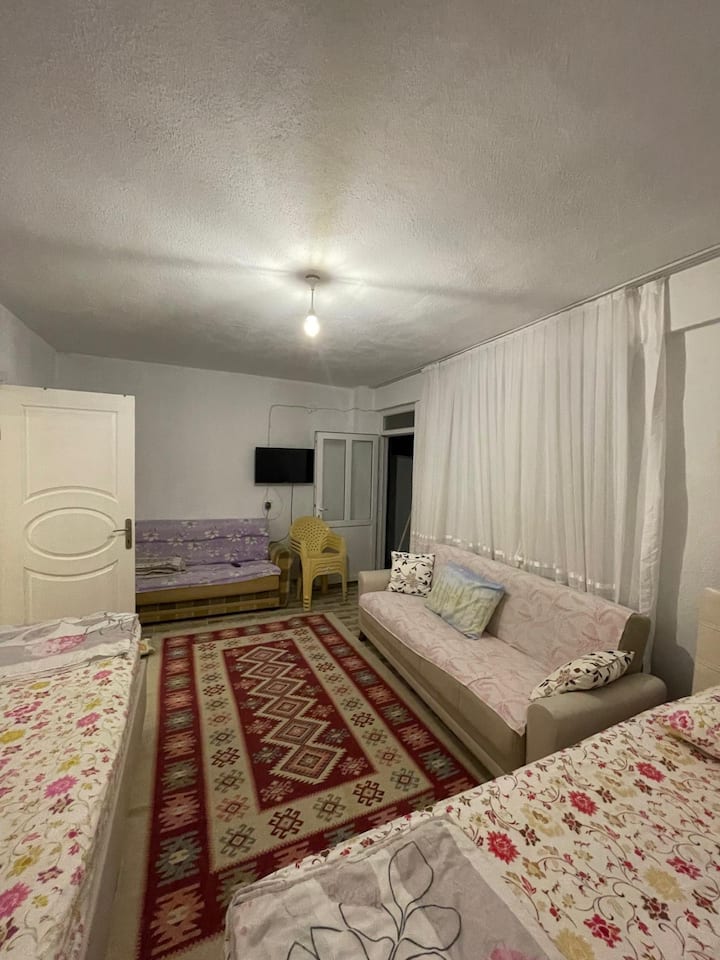 1+1  Dağ Ve Deniz Manzaralı Daire - Gökçeada