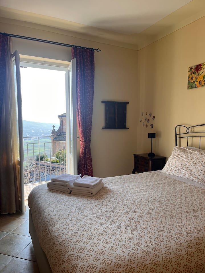 Ant Ij Slè - Nel Cuore Del Borgo - Alba