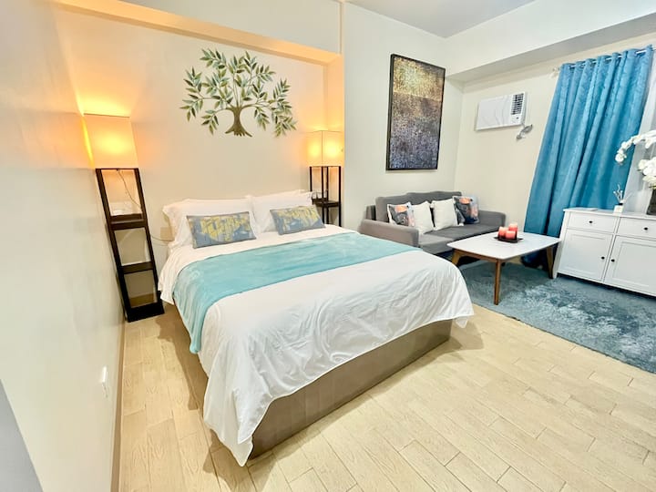 25th Manhattan: Cozy Room With City View + Netflix - Cuba