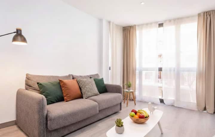 Great 2 Bedroom Apartment Close Plaza España 5 Ppl - Barcelona