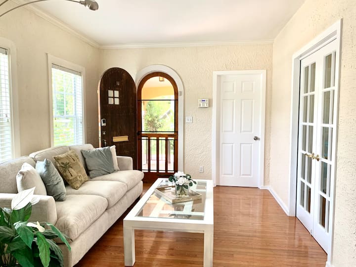 *Coastal Getaway* - 2 Miles To Pbi & Downtown - West Palm Beach