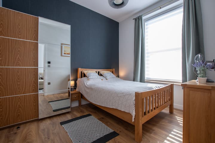 Holiday Apartment
Close To  Bournemouth Beach - Bournemouth