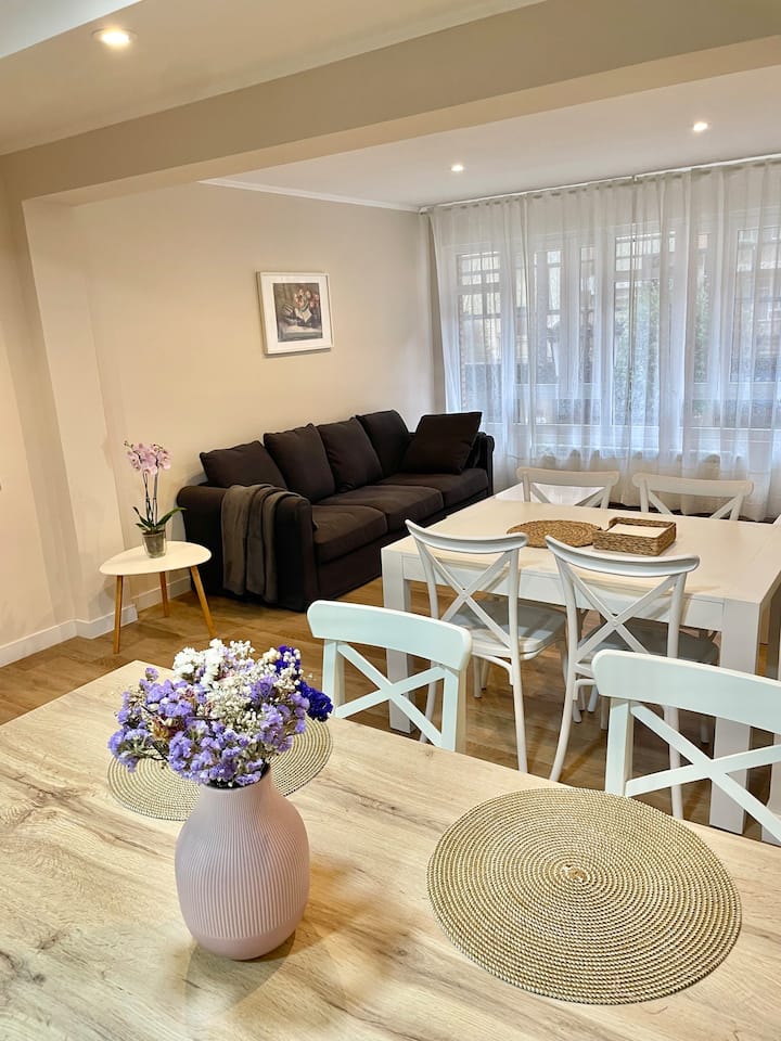 Apartamento En Oviedo Con Parking Y Wifi - Oviedo