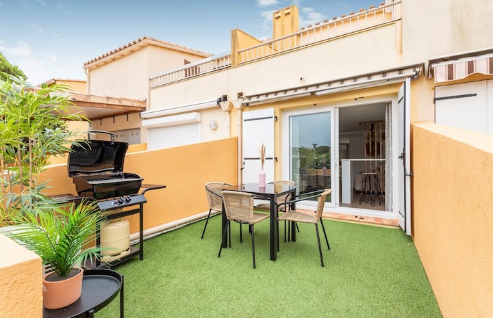 * Savane * Clim • Terrasse •Parking Plage à 200 M - Agde