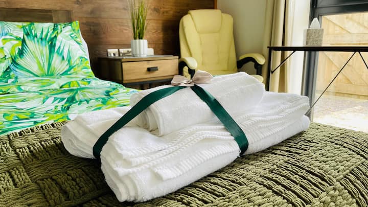 Opp. Withybush Hospital With Exe. Rates Sun-thurs. - Haverfordwest