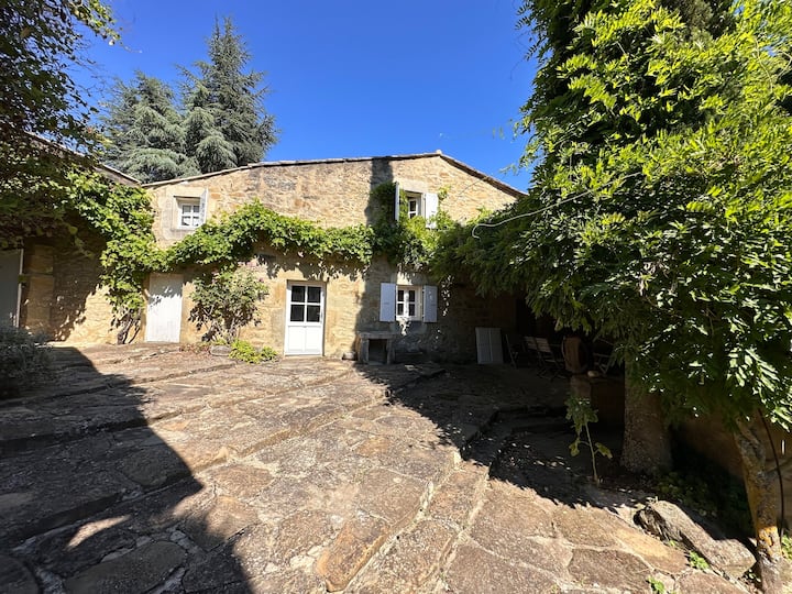 Gîte En Drôme Provençale Avec Piscine - Bourdeaux