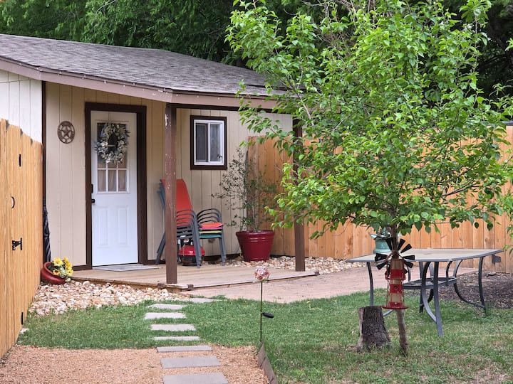 Mimi's Place - SeaWorld San Antonio, San Antonio