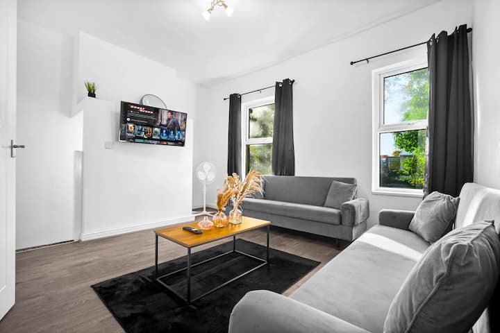 1 Bed Flat Resort World Nec Bhx Birmingham Airport - Solihull