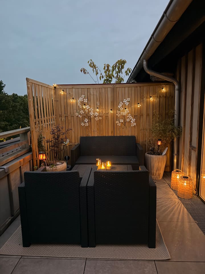 96 M² På Frederiksberg Altan Plads Til 6 - Copenhagen