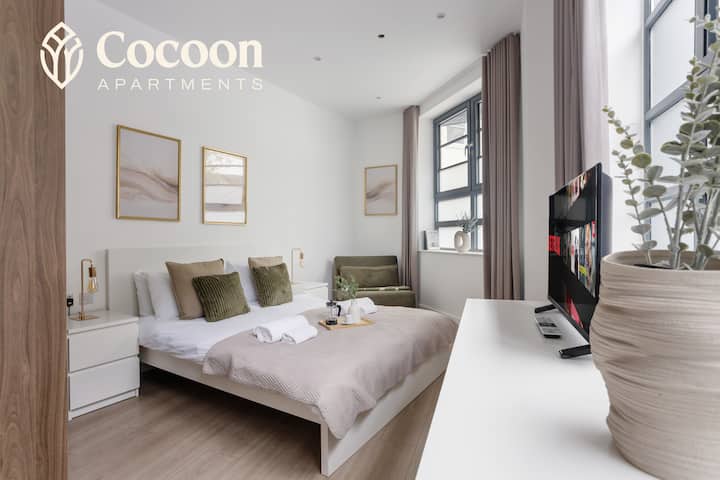 Stylish Spacious Studio | Central London | Zone 1 - London, UK