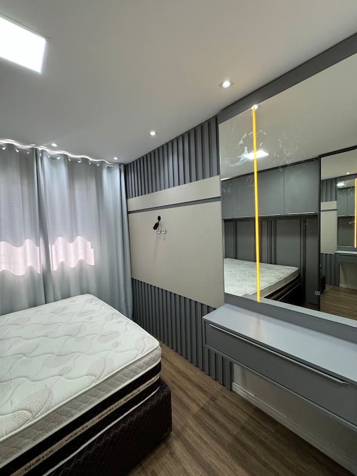 Sobrado Espaçoso - São José dos Pinhais