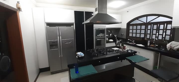 Quarto Para 2 Pessoas Em Casa - Joinville