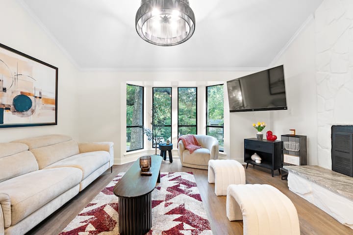 Peaceful Getaway With Modern Comforts - Charlotte, NC