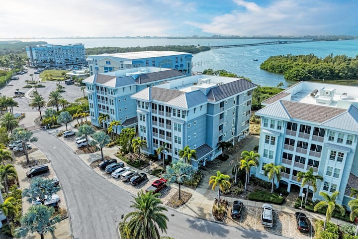 One Particular Harbour Penthouse - Anna Maria Isla - Bradenton, FL