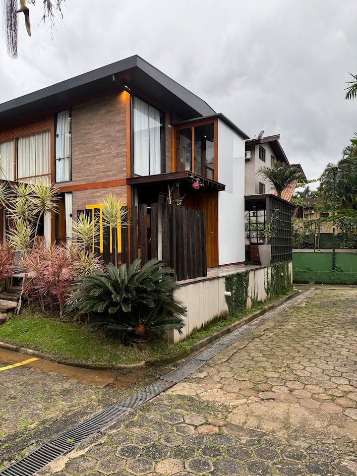 Casa Cond Fechado Praia Maresias - São Sebastião