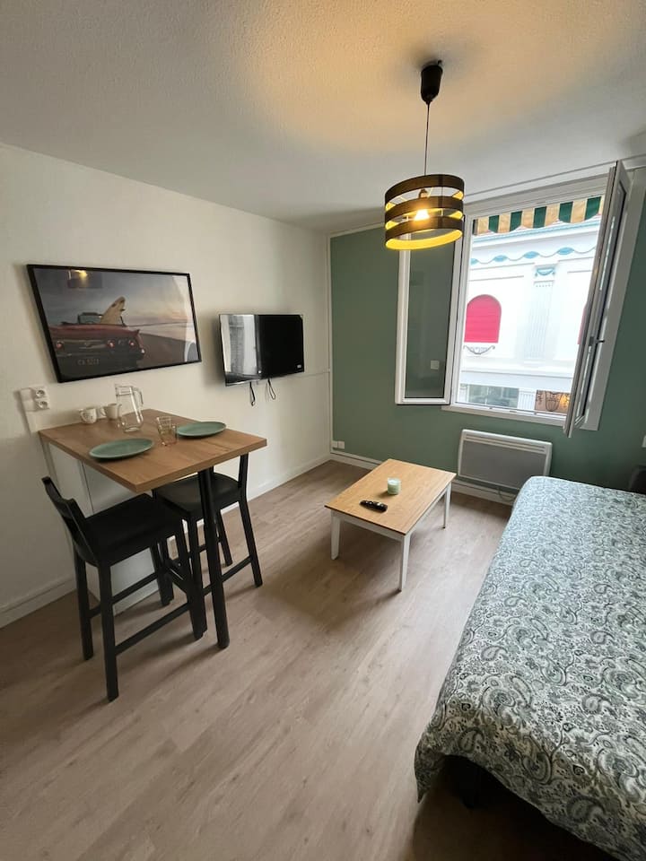 2 Min De La Grande Plage, Agréable Studio Cosy - Biarritz