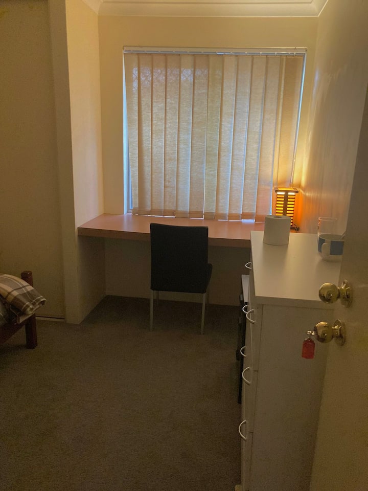 R2 Doublebed @The Ol’sharehouse - Ascot