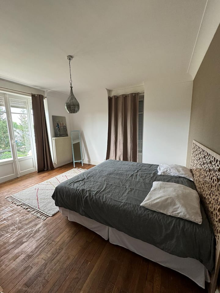 Suites Dans Une Maison Molière - Vierzon