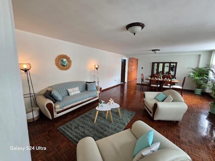 Bello Y Cómodo Departamento - Caracas
