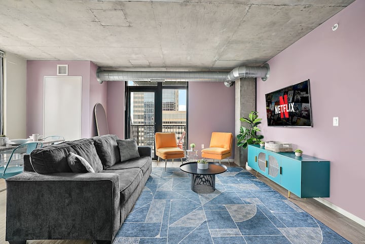 The Epicenter | Central Downtown | Pool+gym+bbq - Target Field - Minneapolis