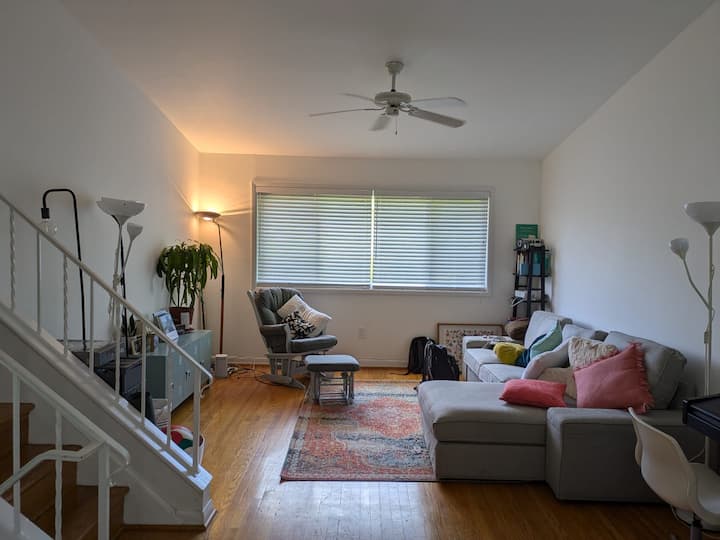 Rollins' Community Gem - Rockville, MD