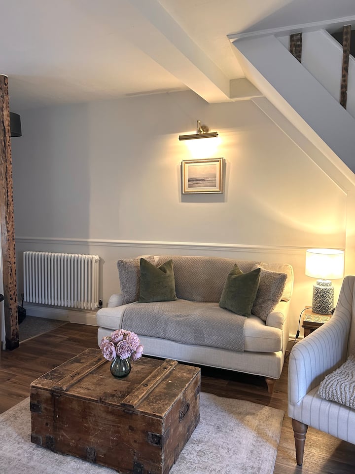 Mariners Cottage, A Beautiful Two Bedroom House - Appledore