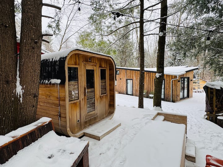 Light-filled Cabin By Lake - Bethel