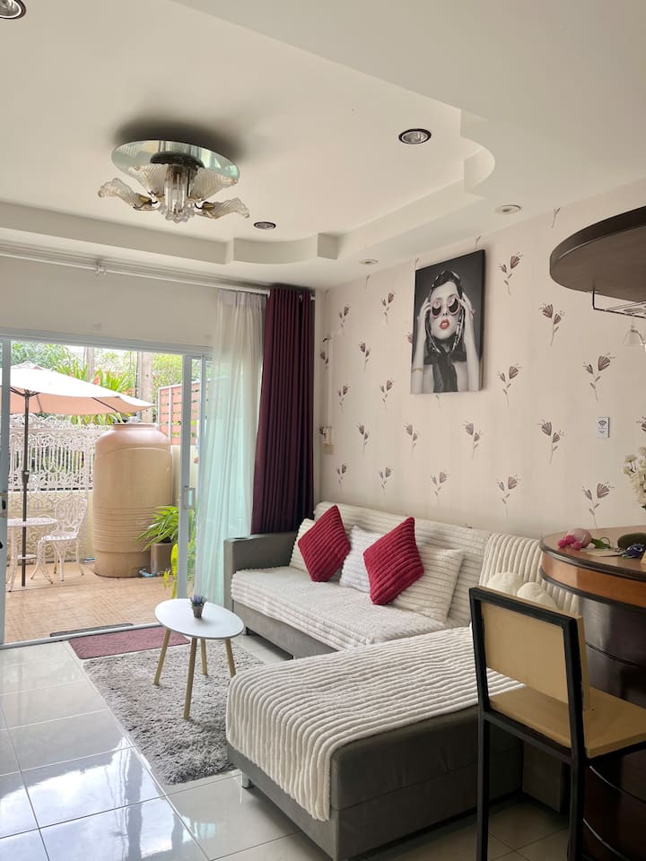 Madam. Hometel - Songkhla