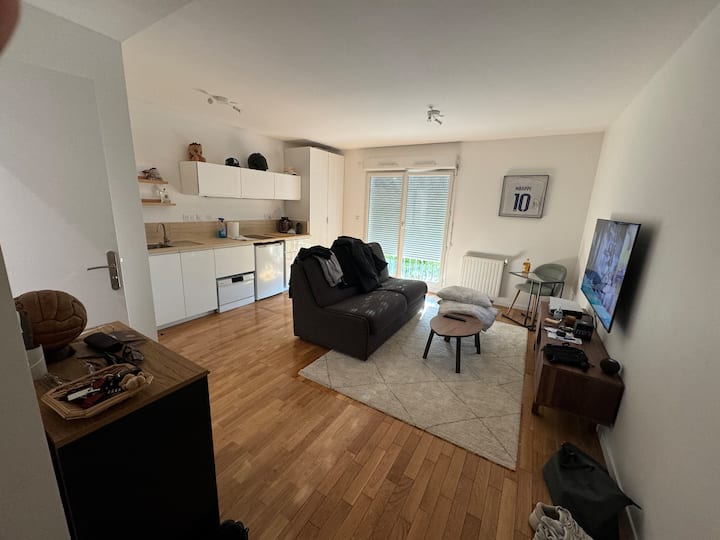 Studio Cosy Proche De La Défense - Suresnes