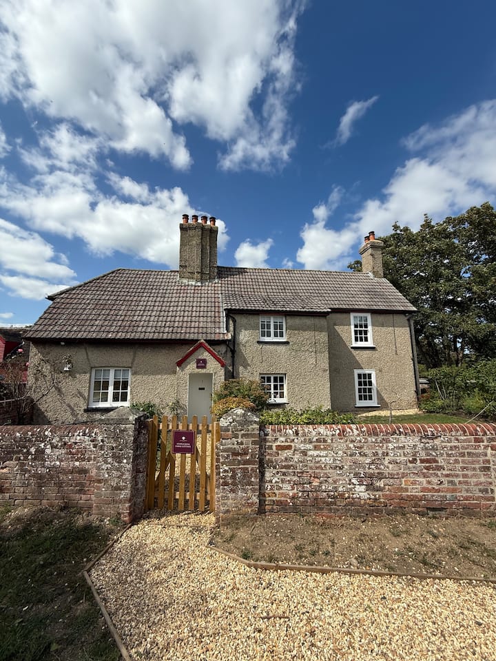 Staplecross Farm Cottage - Christchurch, UK