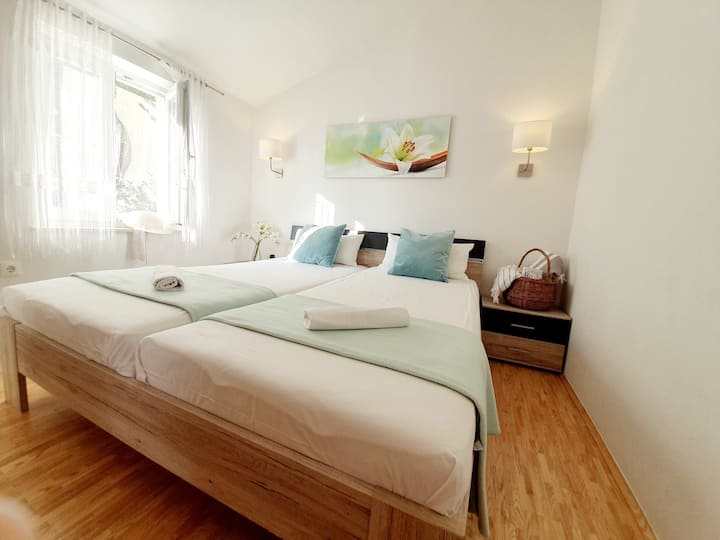 Ferienvilla Sophia, Apartment B - Mandre