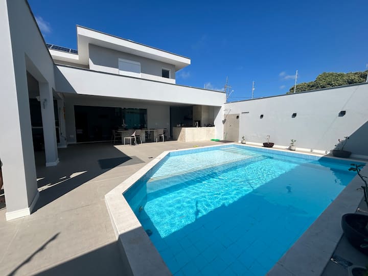 Casa De 5 Suítes Em Peracanga - Espírito Santo (estado)