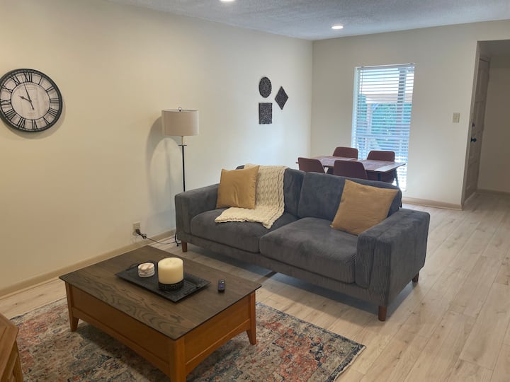 Beautiful Apartment In West Knox - Knoxville, TN