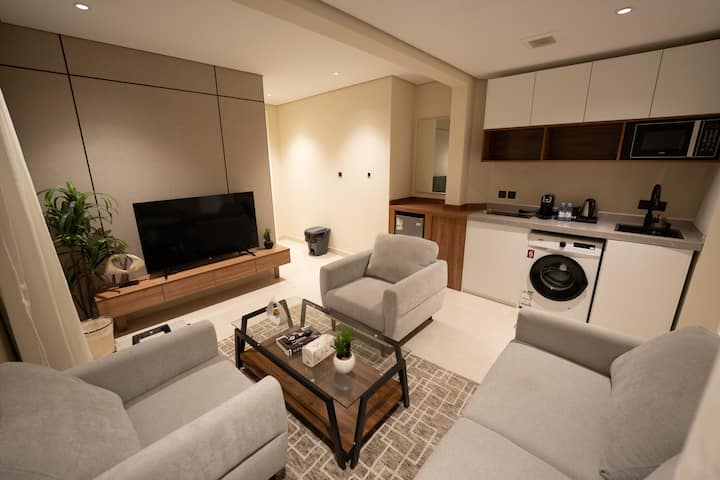 A-6 Modern Luxury Apartment - Riad