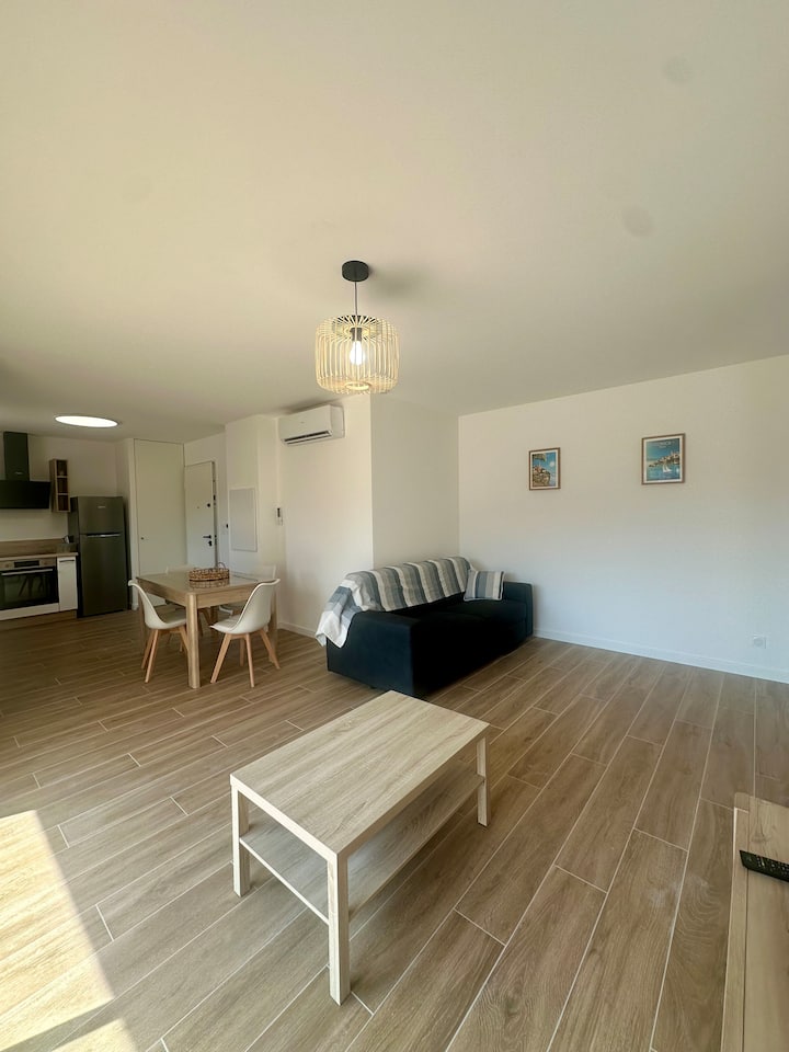 Beau 2 Pièces Neuf - L'Île-Rousse