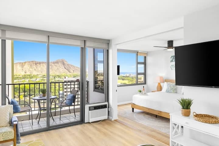 Waikiki Paradise W/ Ocean View & A Free Parking - Diamond Head Beach Park, HI
