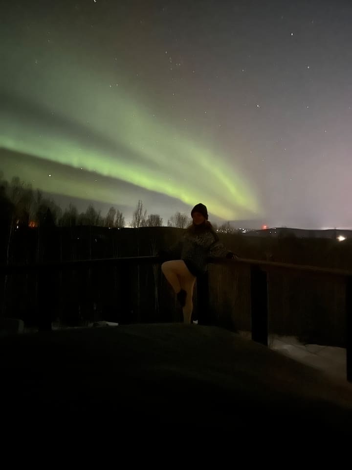 Secluded Aurora View Mountain House - Alaska